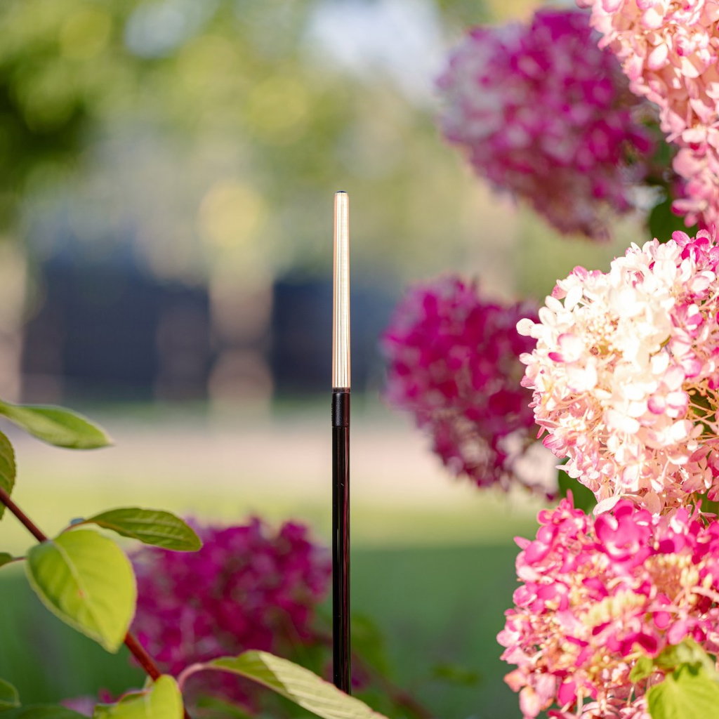 Discover BREEZE – Breathing Light for Outdoors | in-lite
