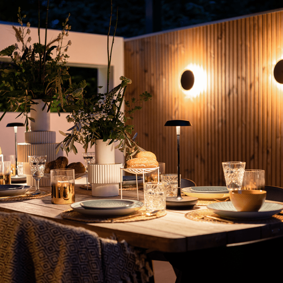 Discover SWAY TABLE | in-lite